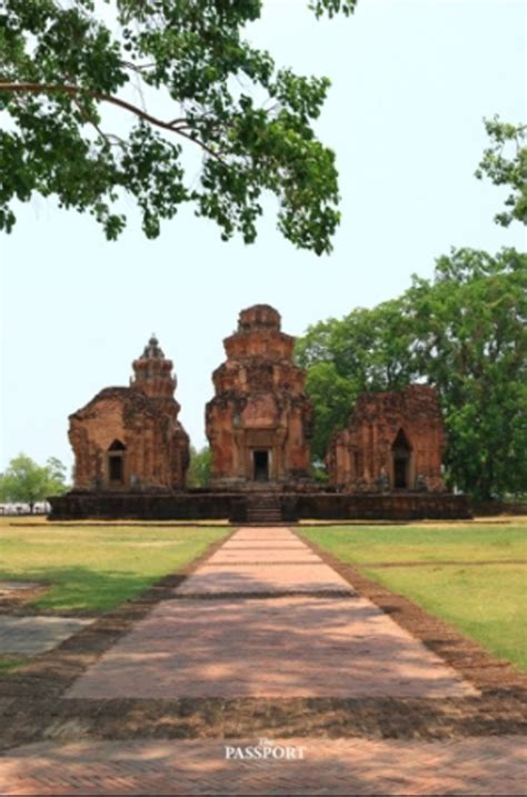 ปราสาทศีขรภูมิ รูปนางอัปสราแกะสลักสวยสุดของไทย