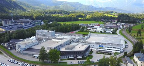 Schunk Carbon Technology Schunk Carbon Technology Intrinsic 3d