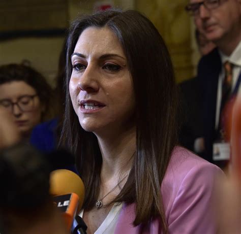 Ospedale Di Pantalla Ridimensionato Nulla è Stato Fatto