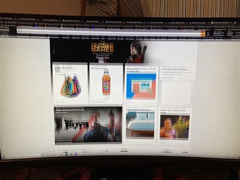 Monitor Horizontal Lines Just Walked Into My Room And This Is What My Monitor Looks Like All