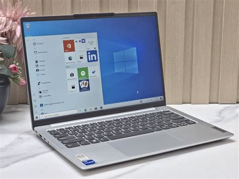 Lenovo Ideapad Slim 5 14IRL8 82XD I5 13th Gen 16GB RAM 512GB SSD 14 Inch IPS Display WUXGA