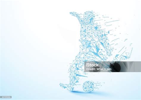 추상 낮은 다각형 축구 선수 발로 부드러운 파란색 배경에 볼 와이어 메쉬 실루엣에 대한 스톡 벡터 아트 및 기타 이미지 실루엣 Championship 경쟁 Istock