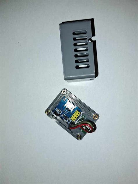 Free STL File ESP WS B Neopixel RGB LED Shield Case Heat Inserts Screwable