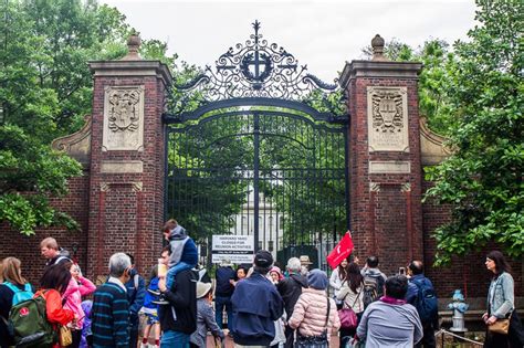 Guide To A Harvard University Tour In Boston