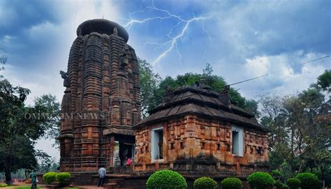 Crown Of 12th Century Rameshwar Temple Falls Amid Heavy Rains Odisha