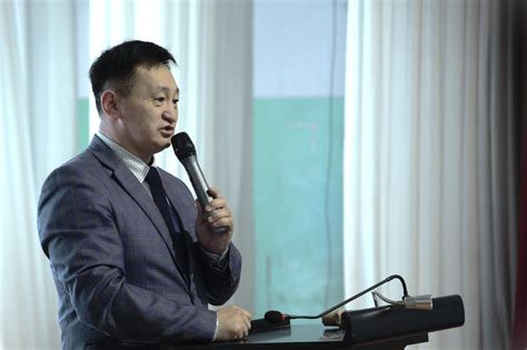 Монголын анхны мэдээллийн сайт Sonin Mn