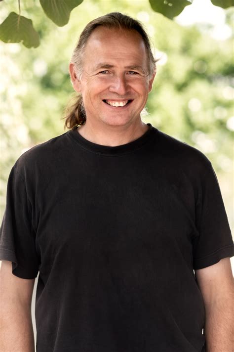 Peter Korn - KLINTA TRÄDGÅRD