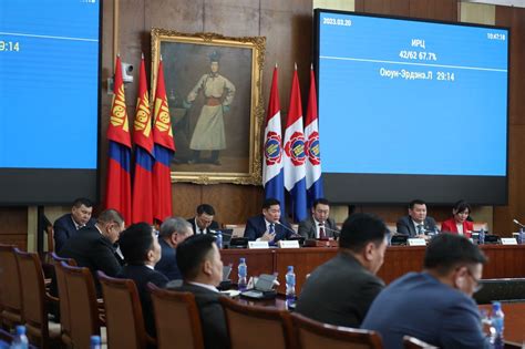 Ерөнхий сайд хуулийн төслүүдэд улс төрийн дэмжлэг үзүүлэхийг уриалав