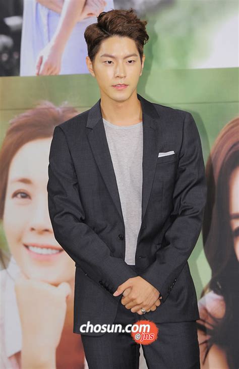 [포토] 마마 홍종현 밀크남 매력 물씬 부드러운 남자 Pickcon