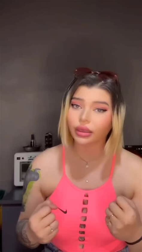 ‎سودا نیک صفت Sevda Niksefat 💎‎ Sevdanik90 • Instagram Photos And