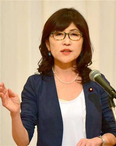 稲田朋美は現在も若い頃もかわいい！昔の画像あり Aikru アイクル ｜かわいい女の子の情報サイト