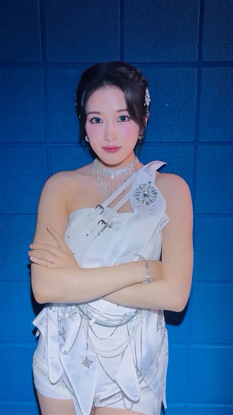 240617 Ive Official Tiktok Update With Yujin ‘a Little Bit You