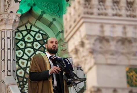 Mohamed Al Bashir Pimpin Solat Jumaat Pertama Selepas Kejatuhan Assad