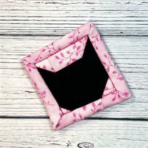 Tiny Cat Quilt Block Tutorial