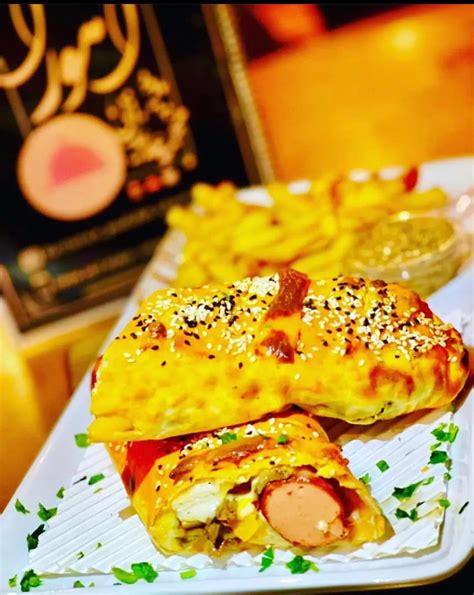 رستوران پدیده اهورا در شیراز