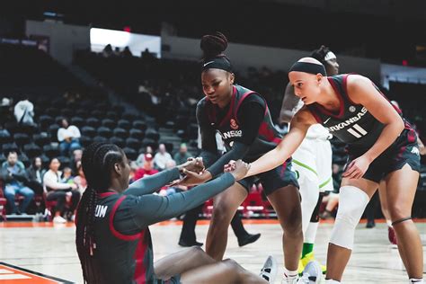 No 17 19 Razorbacks Drop First Game Of Season Arkansas Razorbacks