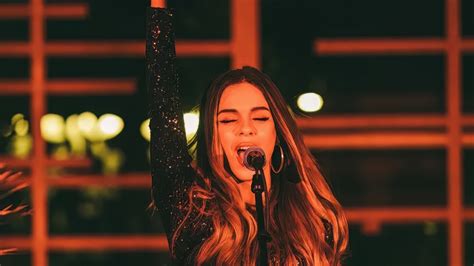 Eirini Biography Career Concerts Tour Dates 2025 Platinumlist Net