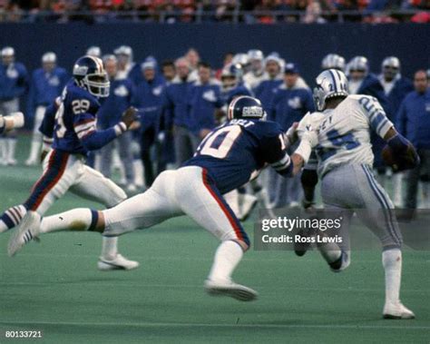 5445 New York Giants V Detroit Lions Photos And High Res Pictures