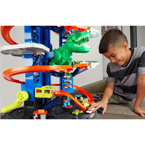 Набор игровой Hot Wheels Сити Невообразимый гараж с тиранозавром GJL14 ...