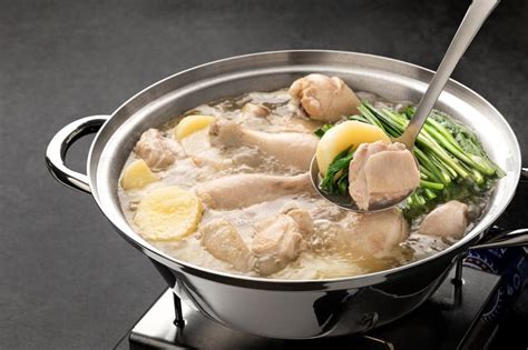 정육각 초신선 닭한마리 밀키트 출시…장마철 프로모션 진행 뉴스1