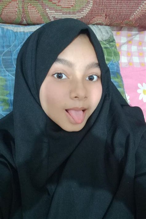 Cewek Tudung Malay Fitri Viral Dzargon