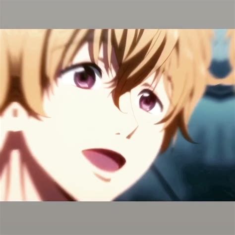 انترو ولد شعره اصفر وعيون حمراء Video Star Youtube