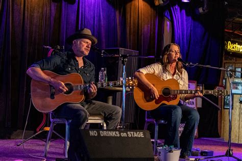 Photos Jason Eady And Jamie Lin Wilson At Knuckleheads