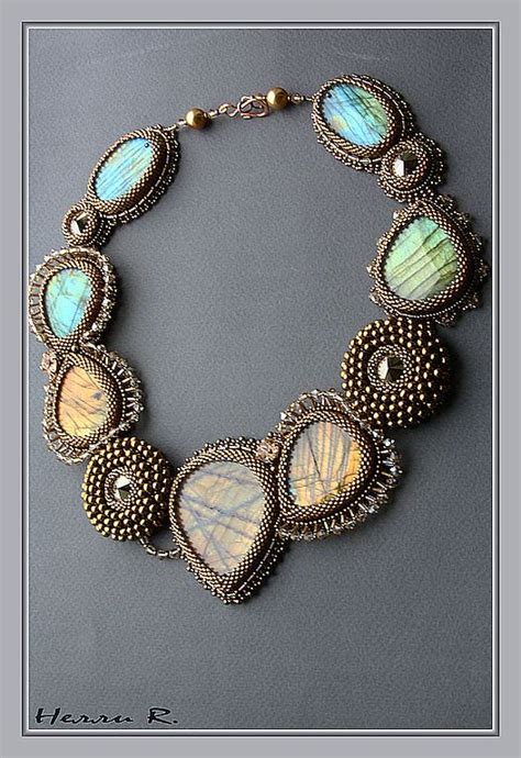 Купить Колье Королева осень коричневый колье осень осенние краски лабрадорит подарок