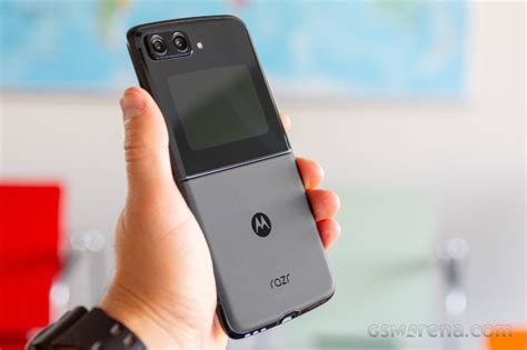 Motorola Razr 2022 Review Design Build Quality Controls And Connectivity