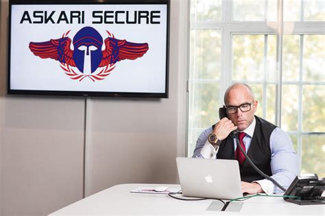 Image Gallery Simon Newton London