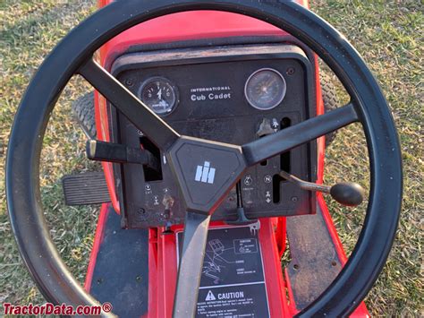 Cub Cadet 782 Tractor Photos Information