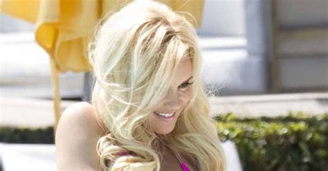 Lips Biting Gallery Killer Bikini Body Of Bridget Marquardt