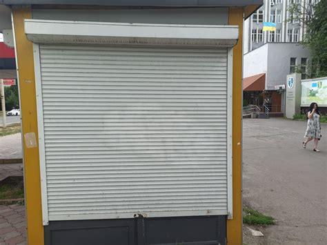 Захисні ролети білого кольору 900 грн Вікна двері скло дзеркала Вінниця на Olx