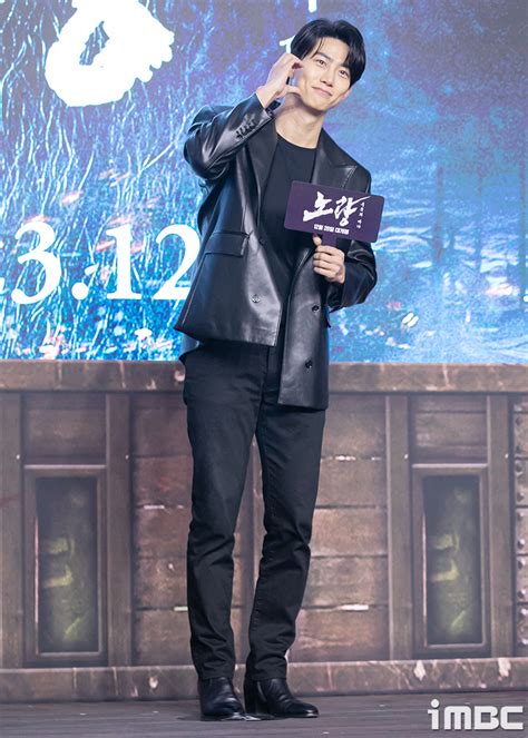 [포토] 옥택연 한산 탐망꾼 노량 보러