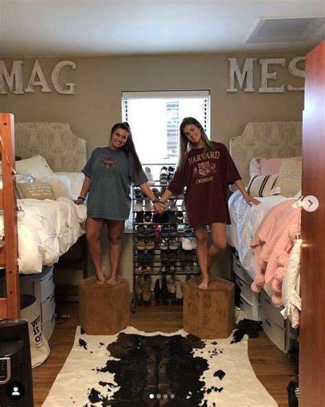 39 Cute Dorm Rooms Were Obsessing Over Right Now By Sophia Lee