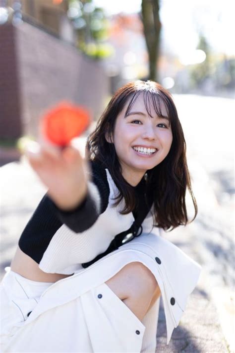 【写真】【デビューは『セーラームーン』】女優・小池里奈が見せる曲線美 芸歴20年を飾る圧巻のビジュアルを披露「これからもっと“大物”になります