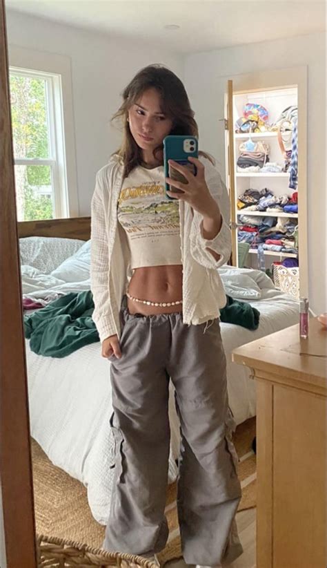 Katelyn Ernst Rhottestabs