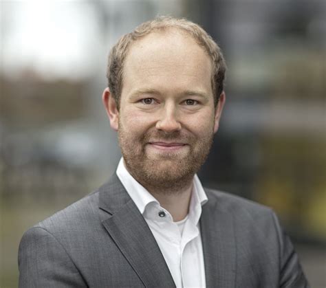 Mark Nieuwenhuiss Instagram Twitter And Facebook On Idcrawl
