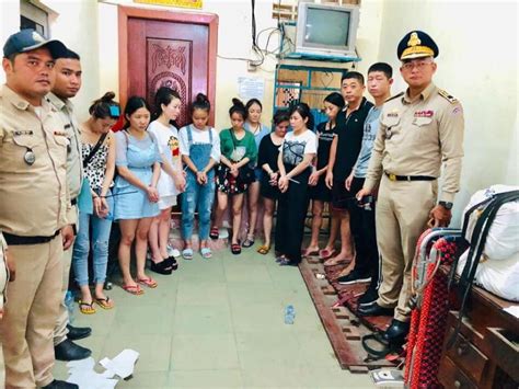 អន្តោប្រវេសន៍ ឃាត់ខ្លួន ជនជាតិ ចិន ១២នាក់ បេីក កន្លែង ម៉ាស្សា បម្រើ សេវា ផ្លូវ ភេទ នៅ ពោធិ៍