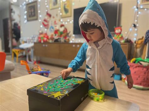 მარტივი საახალწლო განსავითარებელი თამაშები 1 5 4 წლის ბავშვისთვის Logos