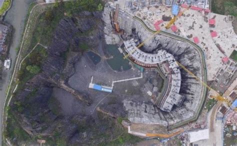 Шанхайд газар доорх зочид буудлын барилгын ажил эхэлжээ