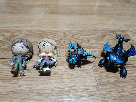 드래곤길들이기 투슬리스 피규어 키덜트 중고나라