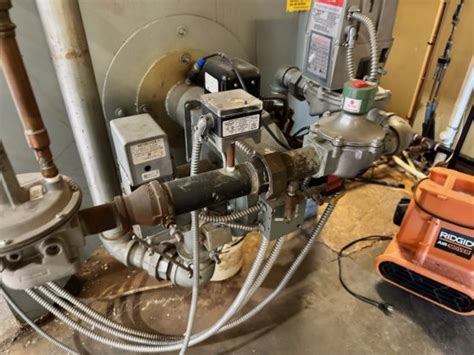 2013 Mckenna Model 50 Low Pressure Boiler 2000000 Btu Input 1750 Rated Steam Capacity Sn