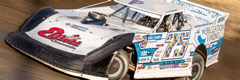 Daniel Adam Closes Out 2025 Hell Tour With Three Straight Top 5 Finishes