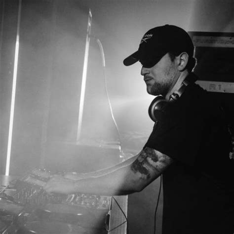 Bruce Gee Songs Events And Music Stats