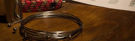 5 Pack Of Electric Or Acoustic Guitar Strings 010 Gauge Top E 1st