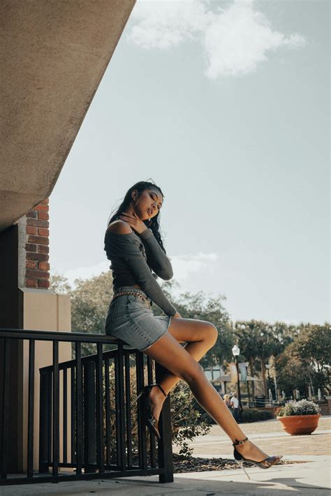 Beautiful Light Skinned Black Women Photos Download The Best Free Beautiful Light Skinned Black