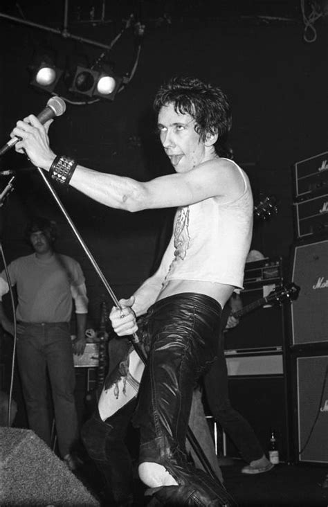 Rip Stiv Bators Who Died 28 Years Punk Rock Graveyard