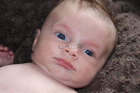 婴儿 新生儿 小的孩子高清图库素材免费下载 图片编号 6565950 六图网