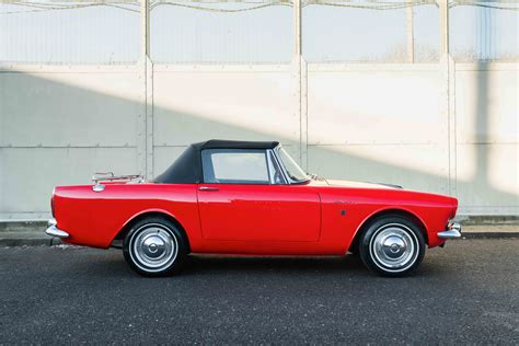 Alpine 1725 Car Iconics